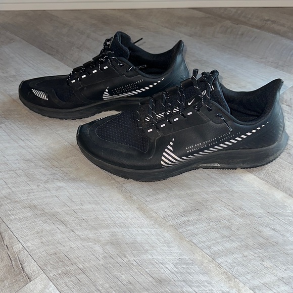 Nike | Shoes | Nike Run Utility Sneakers | Poshmark